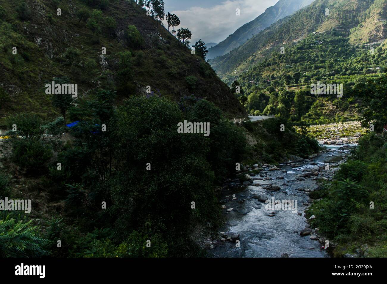 River running in the Tirthan Valley Stock Photo - Alamy