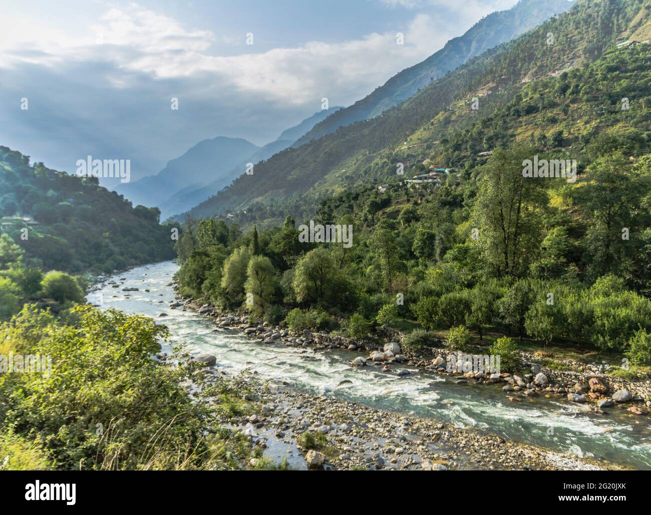 Kullu valley river hi-res stock photography and images - Alamy