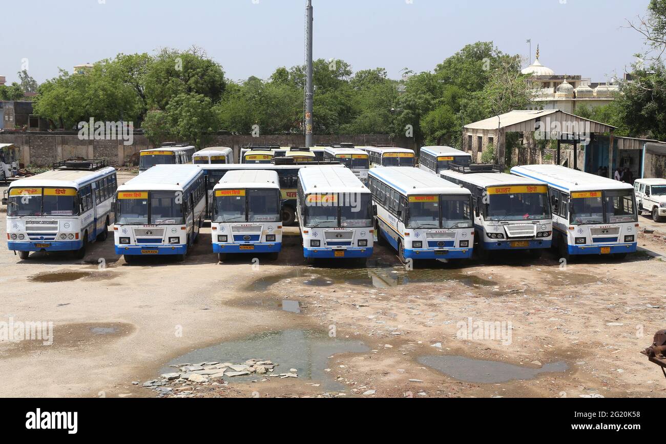 No tourist vehicles allowed hi-res stock photography and images - Alamy