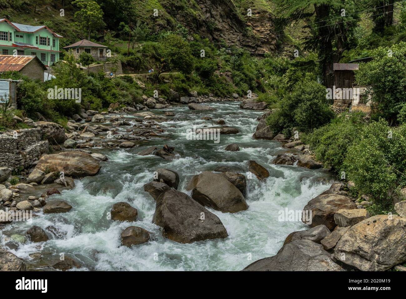 River running in the Tirthan Valley Stock Photo - Alamy
