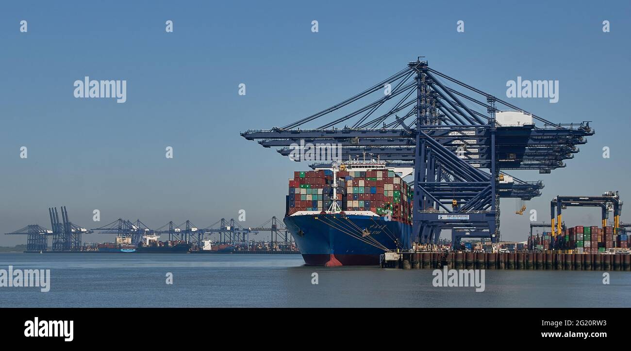 Felixstowe shipping containers hi-res stock photography and images - Alamy
