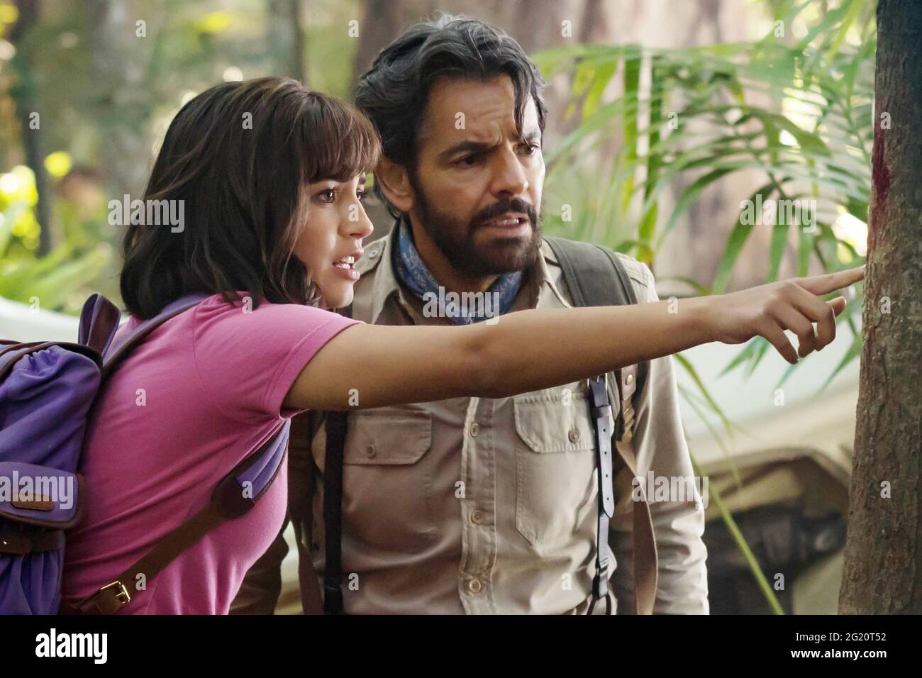 USA. Eugenio Derbez and Isabela Moner in the ©Paramount Pictures new ...