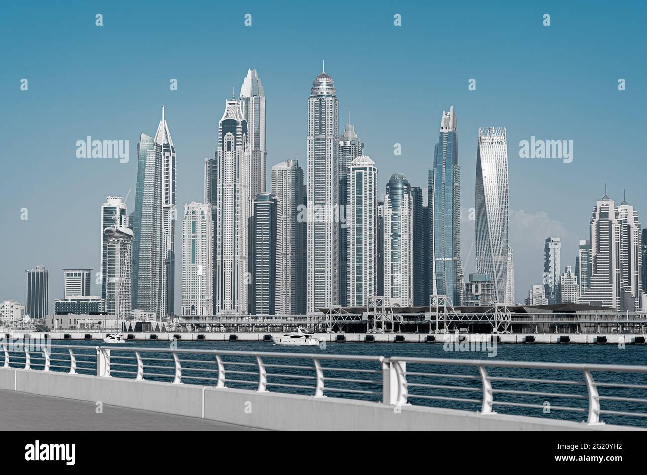 beautiful skyscrapers in Dubai Marina, unique architectural designs ...