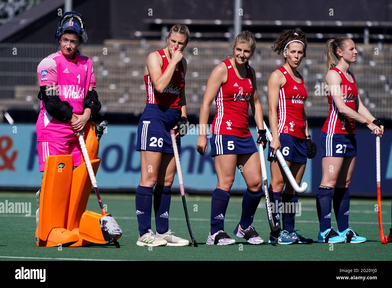AMSTELVEEN, NETHERLANDS - JUNE 7: Maddie Hinch of England, Lily Owsley ...