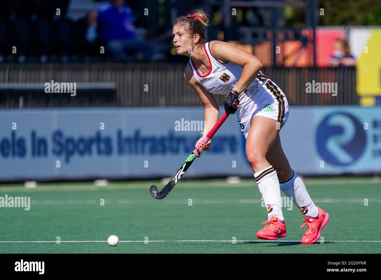 AMSTELVEEN, NETHERLANDS - JUNE 7: Sonja Zimmermann of Germany during ...