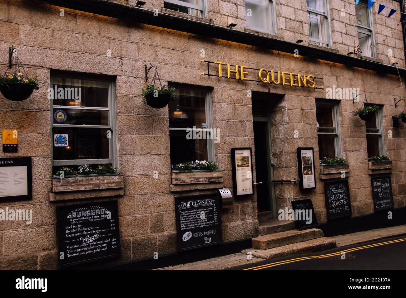 The Queens Hotel and Bar, Bedford Road, St. Ives, Cornwall, UK, June ...