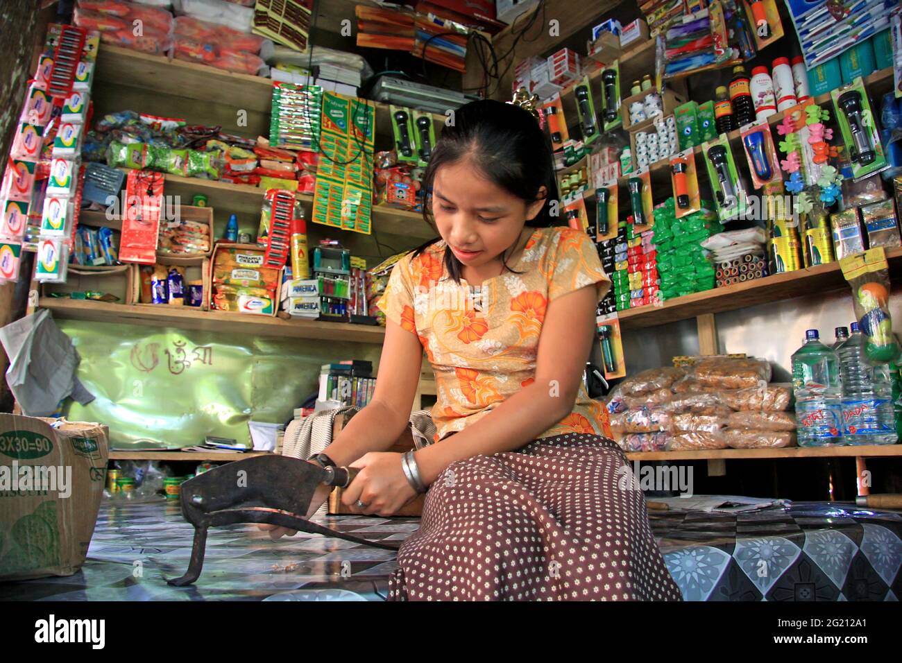 Murong girl hi-res stock photography and images - Alamy