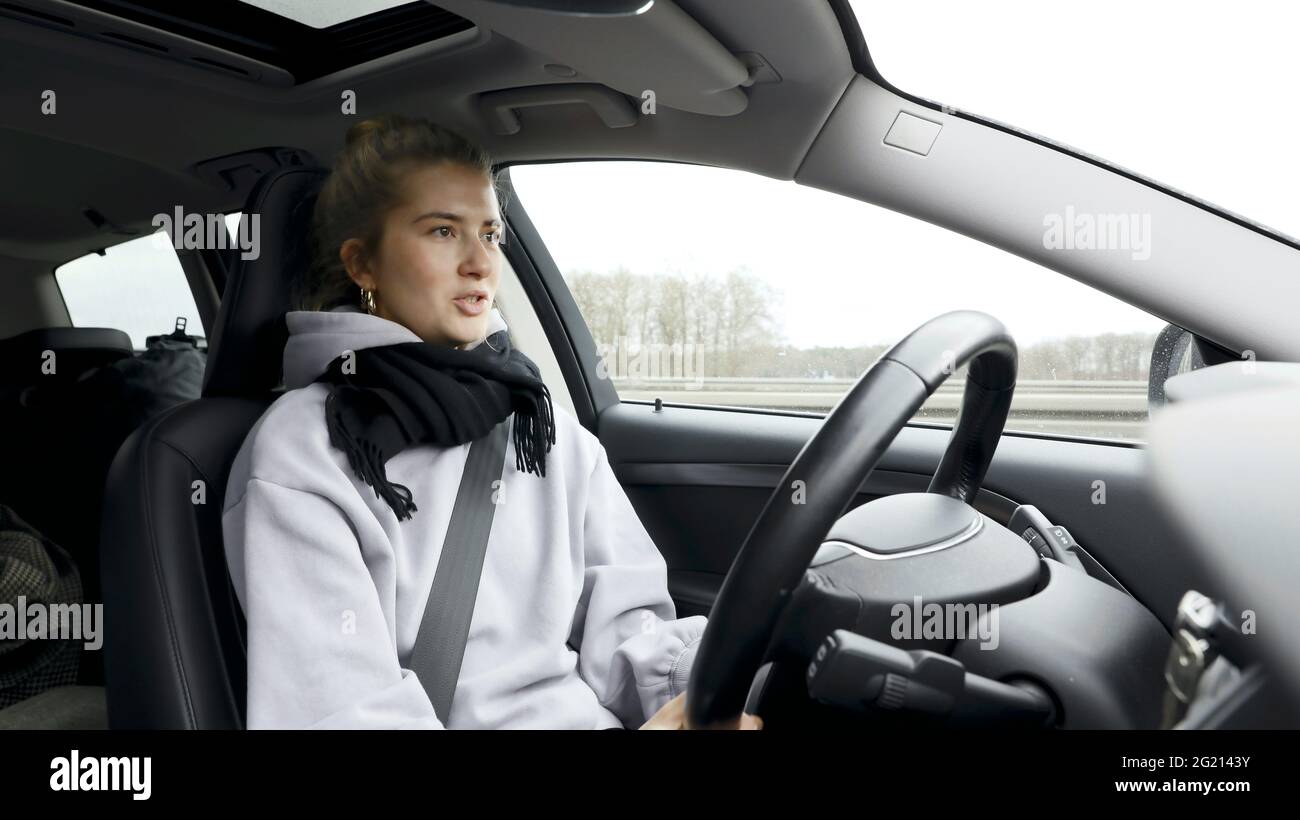 Various reactions hi-res stock photography and images - Alamy