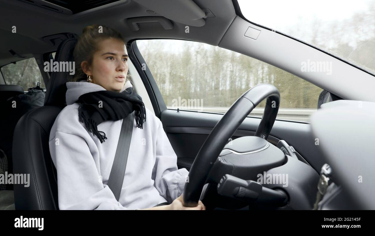 Various reactions hi-res stock photography and images - Alamy