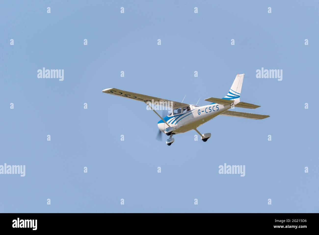 Cessna 172 skyhawk aircraft hi-res stock photography and images - Alamy