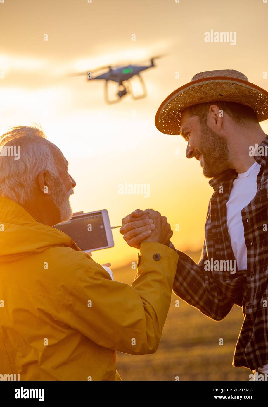 Sunset flying quadcopter drone scanning hi-res stock photography and ...