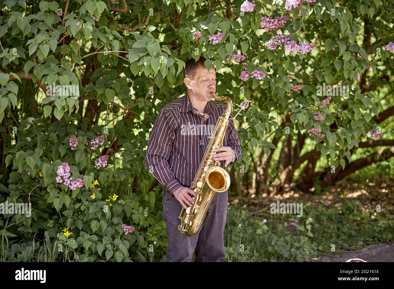 Quality street play hi-res stock photography and images - Alamy
