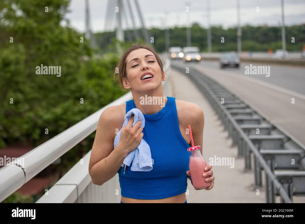 Runner girl glass hi-res stock photography and images - Alamy