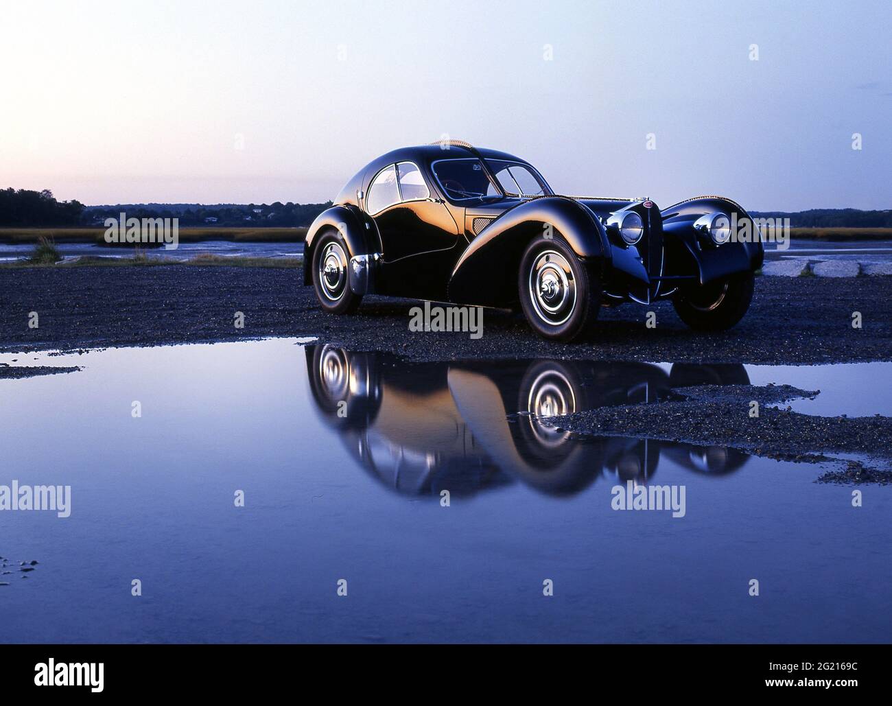 Bugatti type 57 atlantic car hi-res stock photography and images - Alamy
