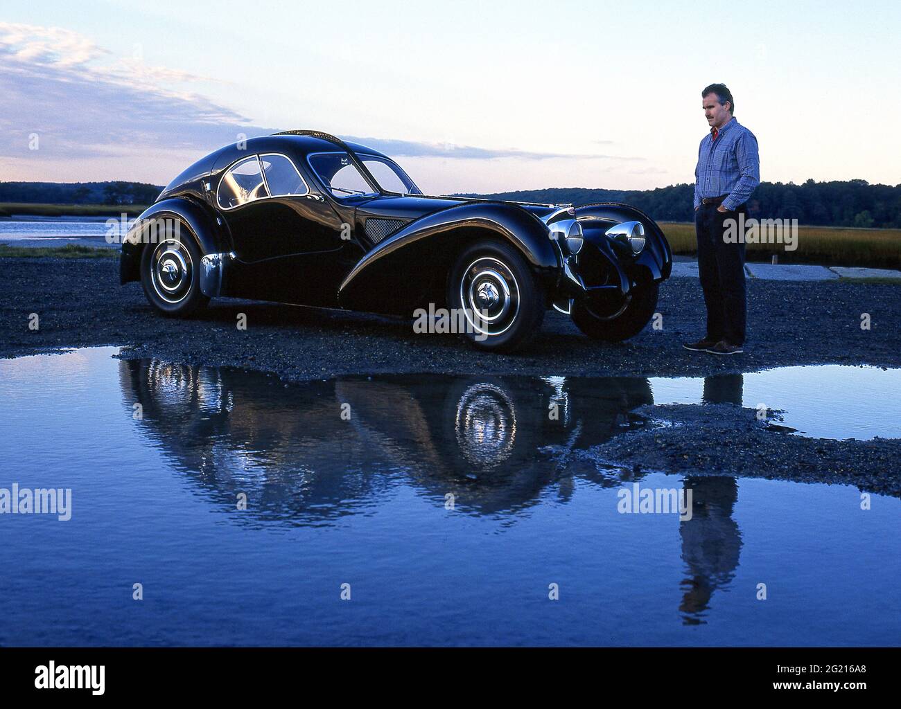Bugatti type 57 atlantic car hi-res stock photography and images - Alamy