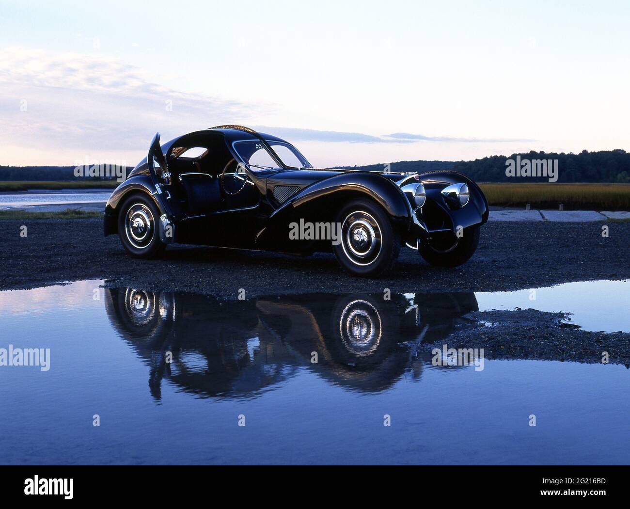 Bugatti type 57 atlantic car hi-res stock photography and images - Alamy