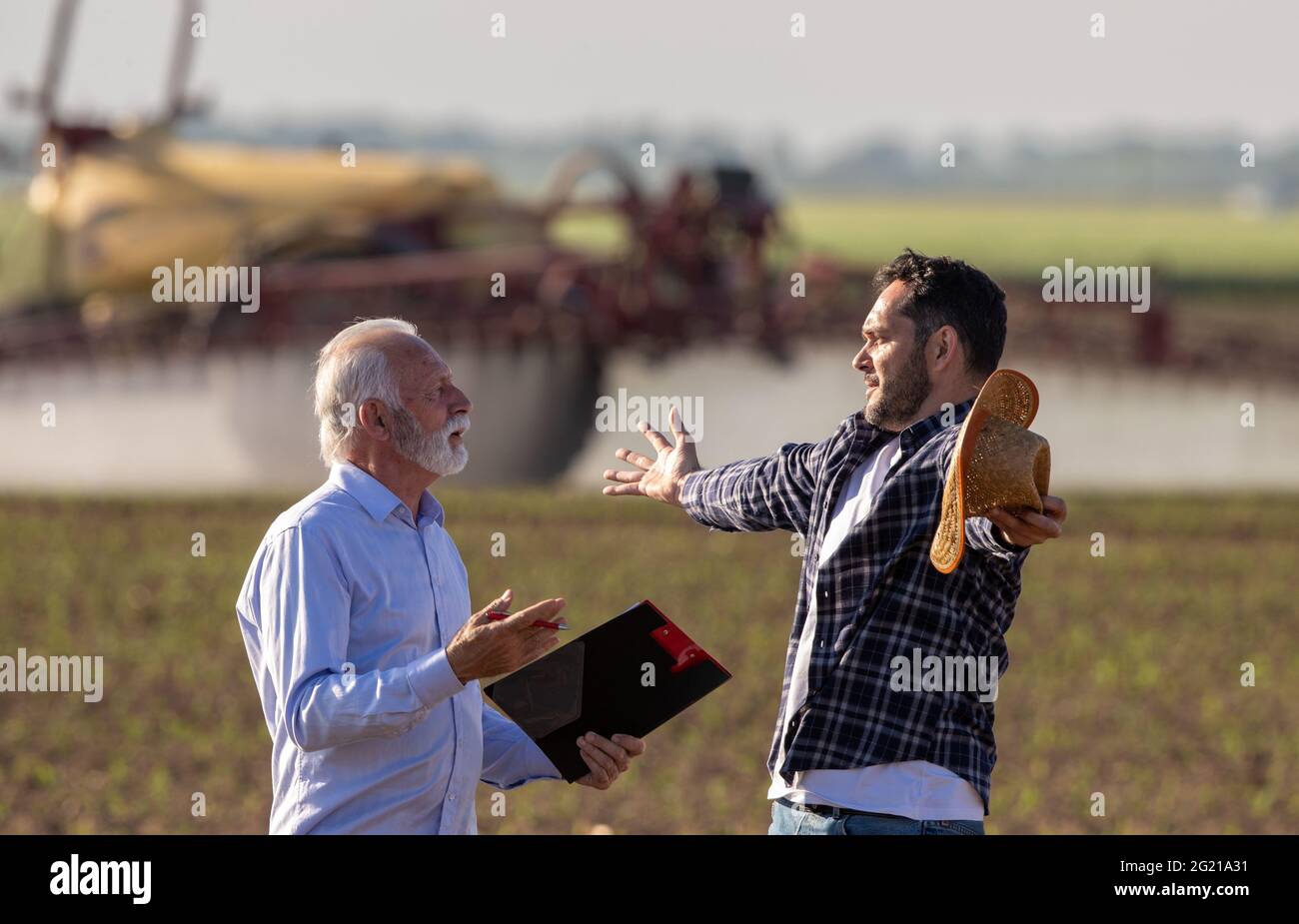 Herbicide people hi-res stock photography and images - Alamy