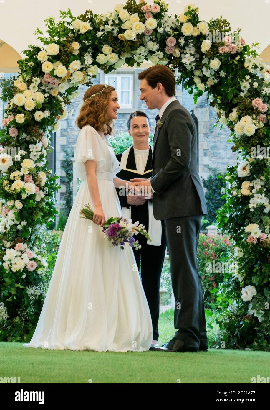 PETER RABBIT 2: THE RUNAWAY, (aka PETER RABBIT 2), from left: Rose ...