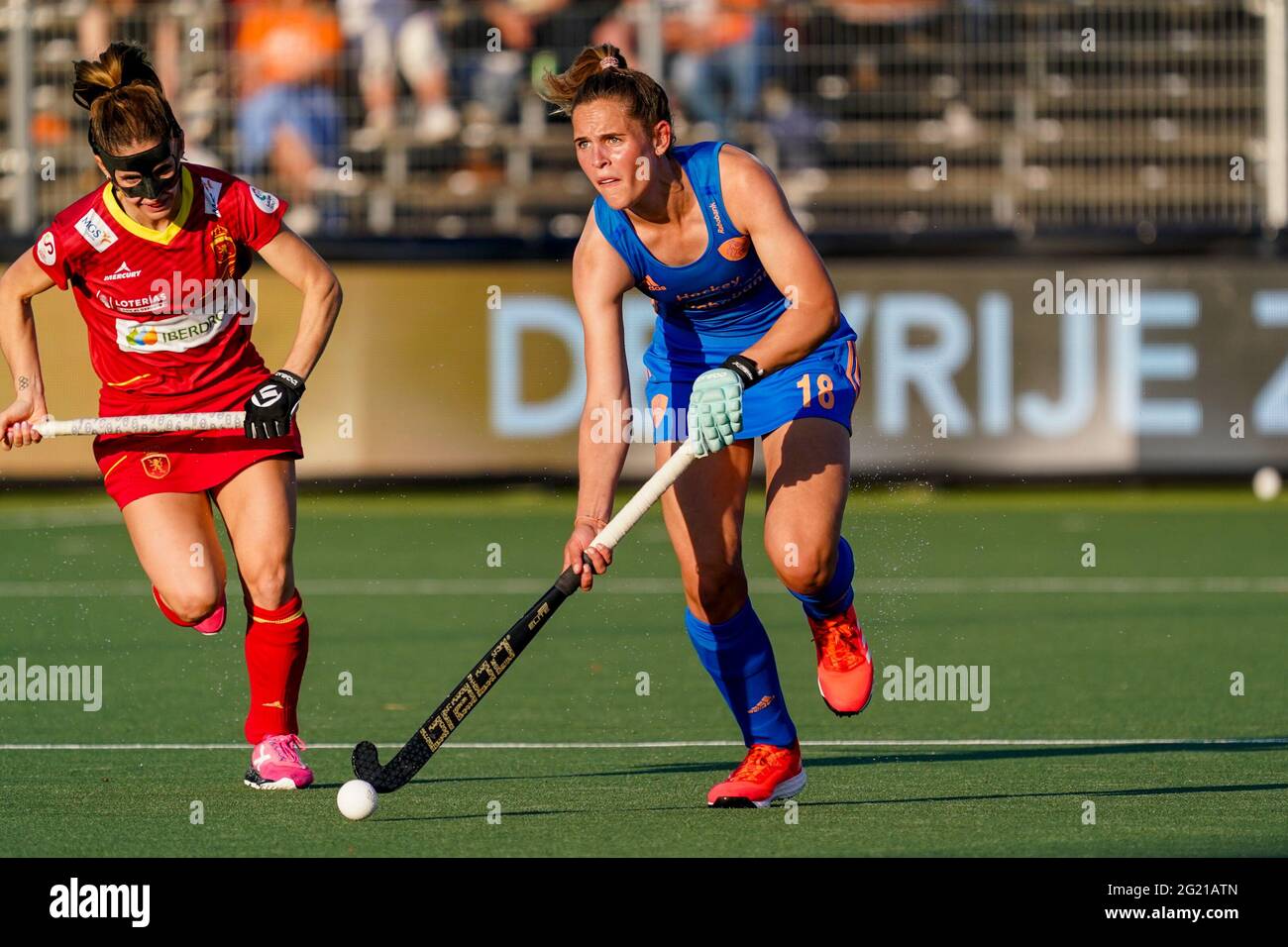 AMSTELVEEN, NETHERLANDS - JUNE 7: Pien Sanders of The Netherlands ...