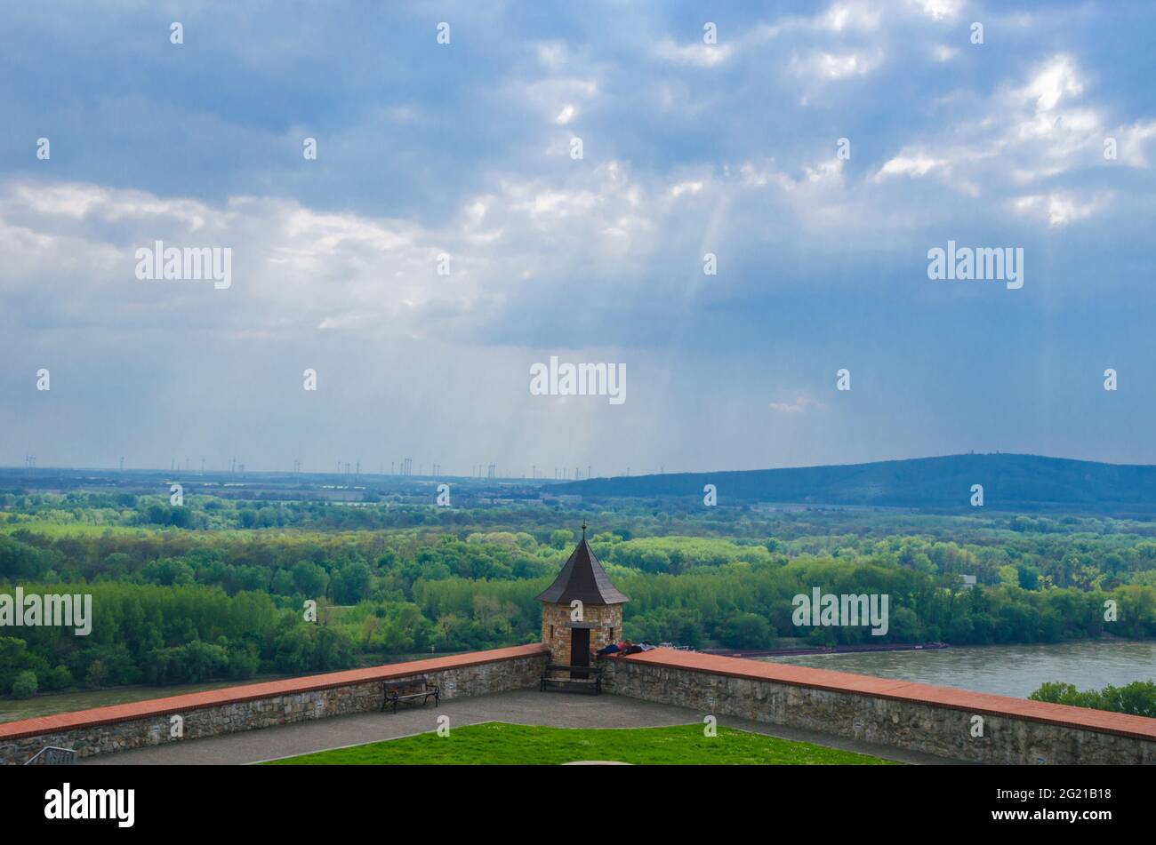 Castle ancient architecture bratislava hi-res stock photography and ...