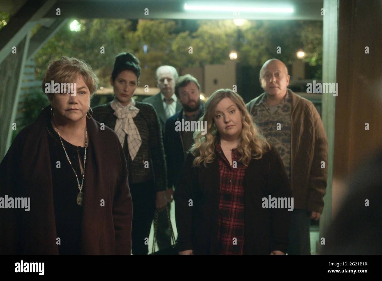 THE KOMINSKY METHOD, from left: Kathleen Turner, Lisa Edelstein, Barry ...