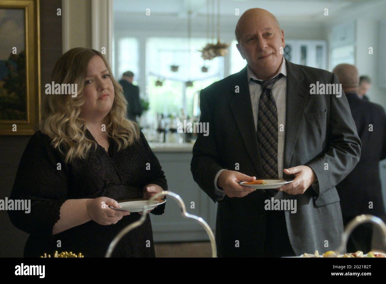 THE KOMINSKY METHOD, from left: Sarah Baker, Paul Reiser, Chapter 17 ...