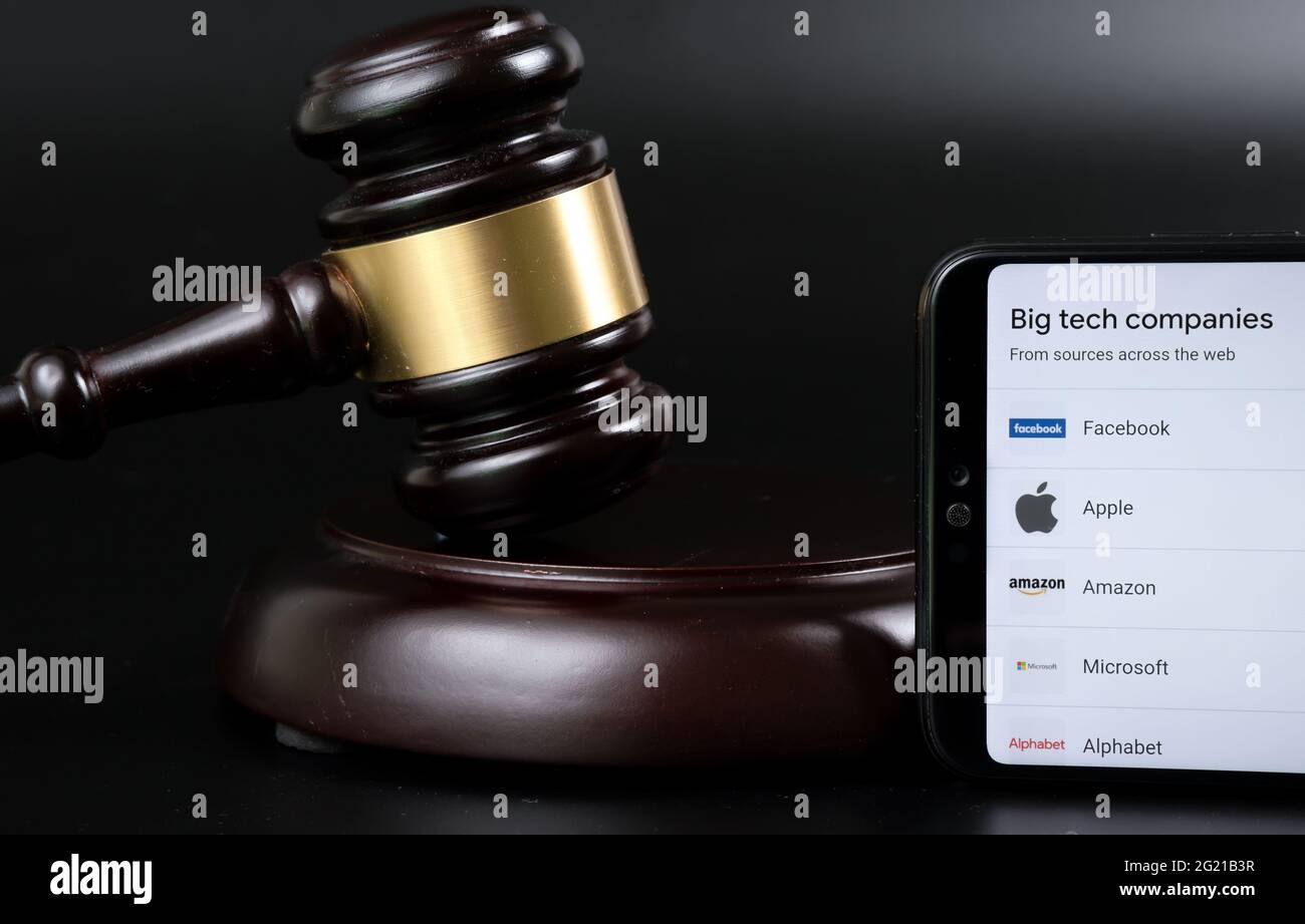 Google facebook logos hi-res stock photography and images - Alamy