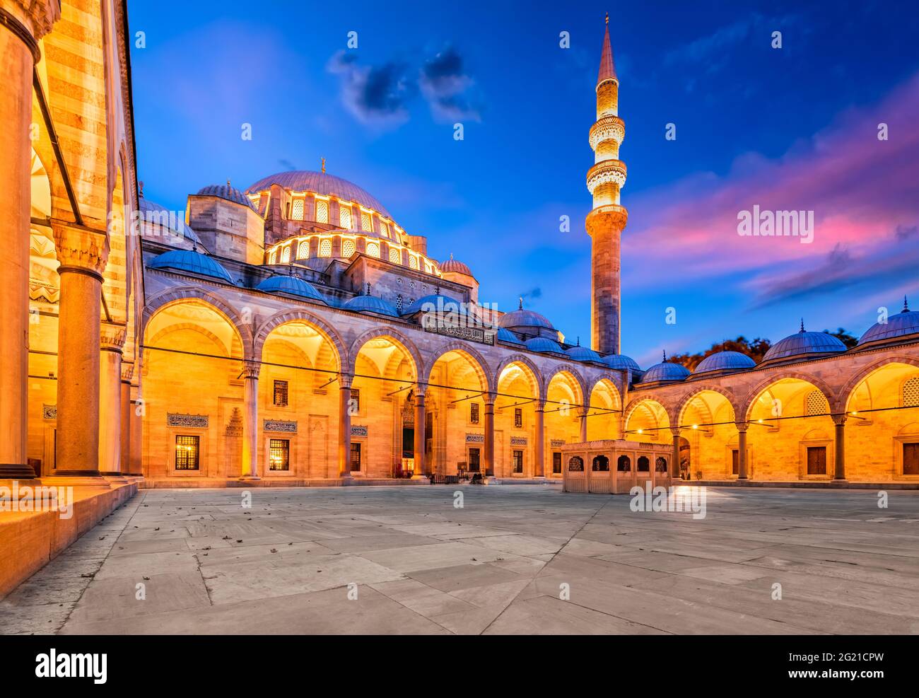 Istanbul, Turkey. The Suleymaniye Mosque, Ottoman largest mosque in ...