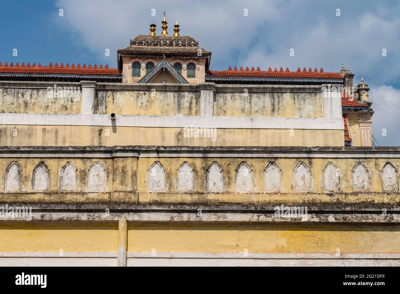 Exterior Wall of Mysore Palace at Mysuru, Karnataka, India Stock Photo ...