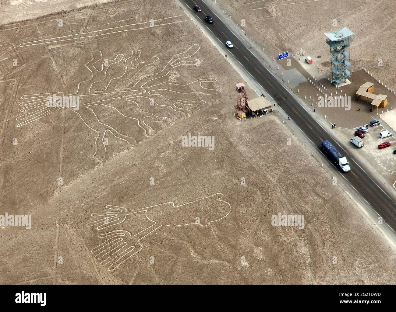 Tree and hands geoglyphs, Nazca mysterious lines and geoglyphs aerial ...