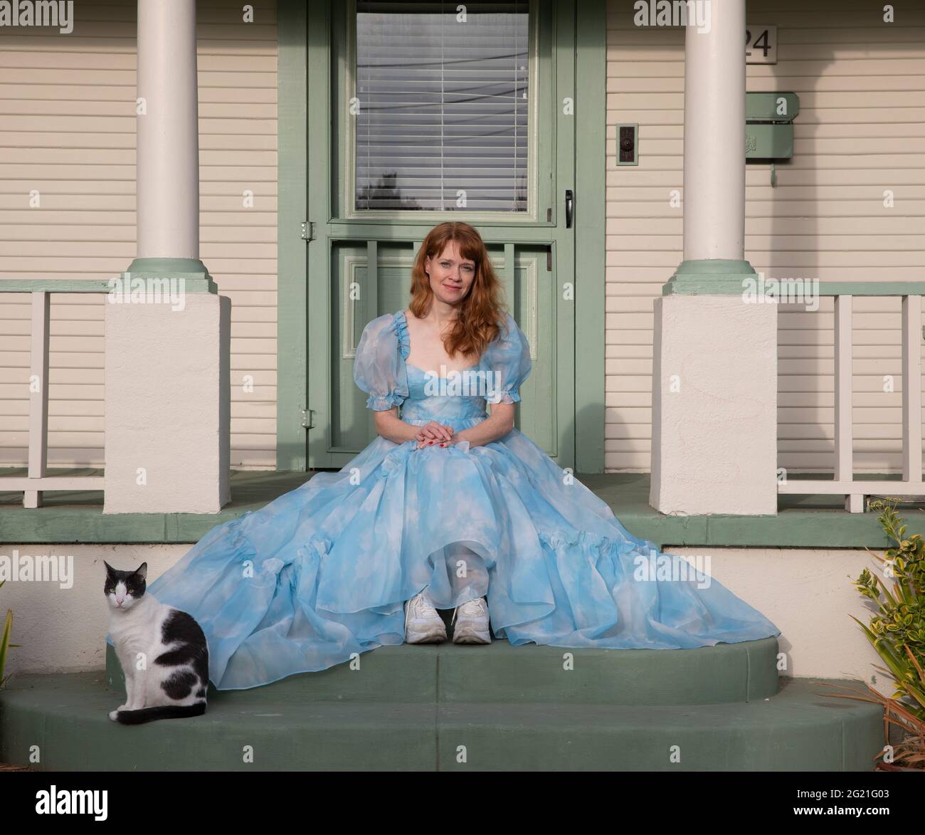 Emily rapp black hi-res stock photography and images - Alamy