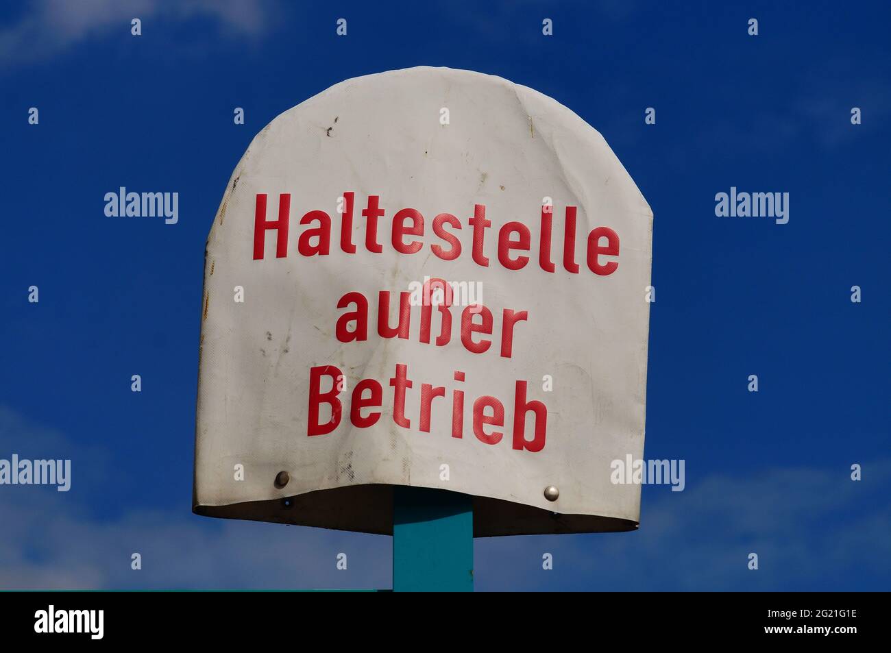 Out of service sign bus hi-res stock photography and images - Alamy