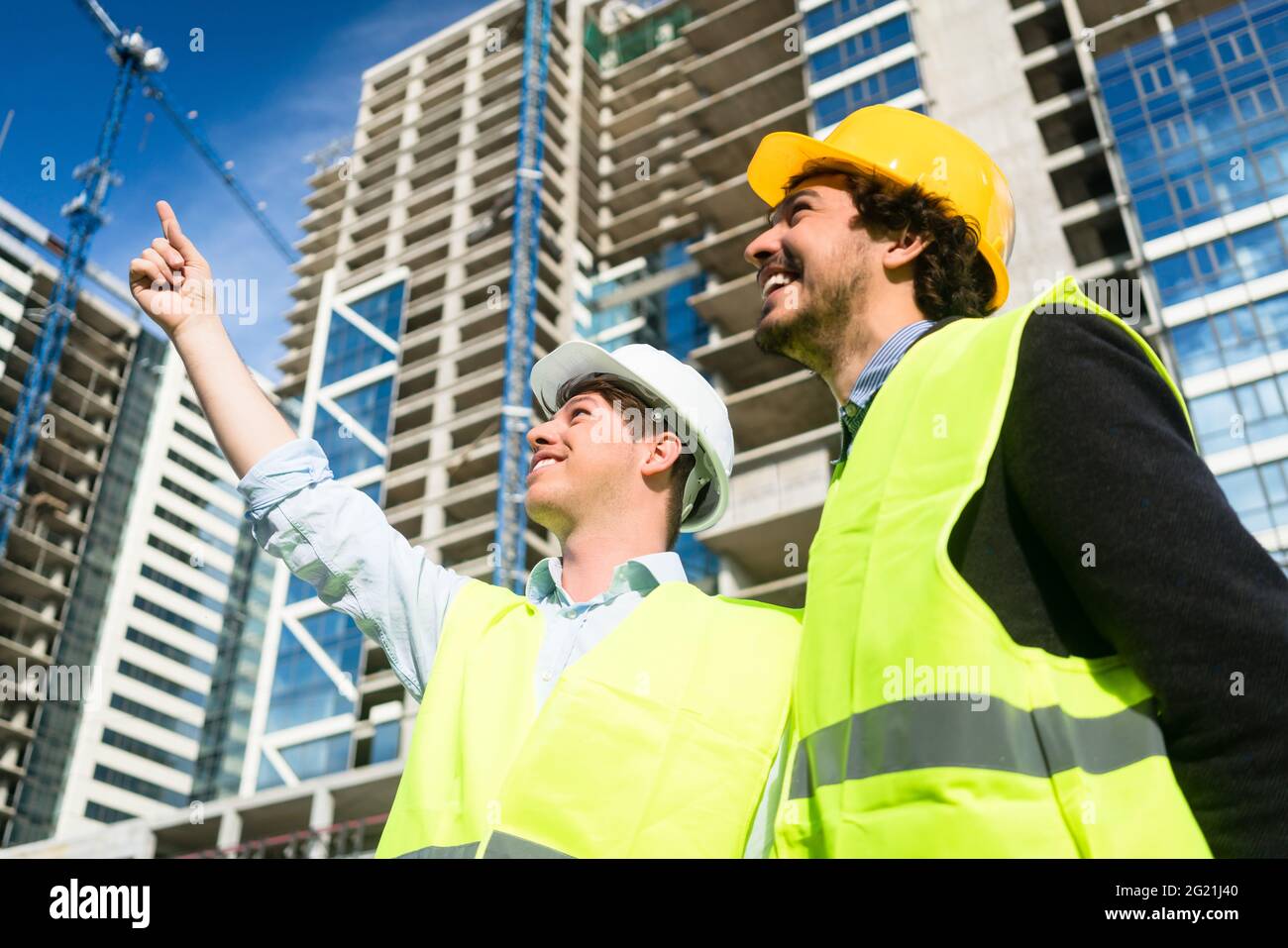 Civil engineers giving hi-res stock photography and images - Alamy