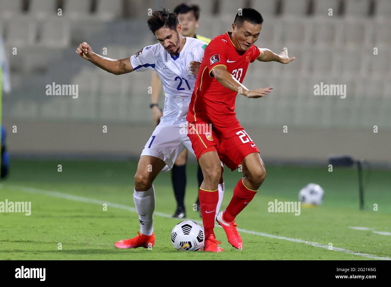 Sharjah. 8th June, 2021. Tang Miao (R) of China vies with Mark Hartmann ...