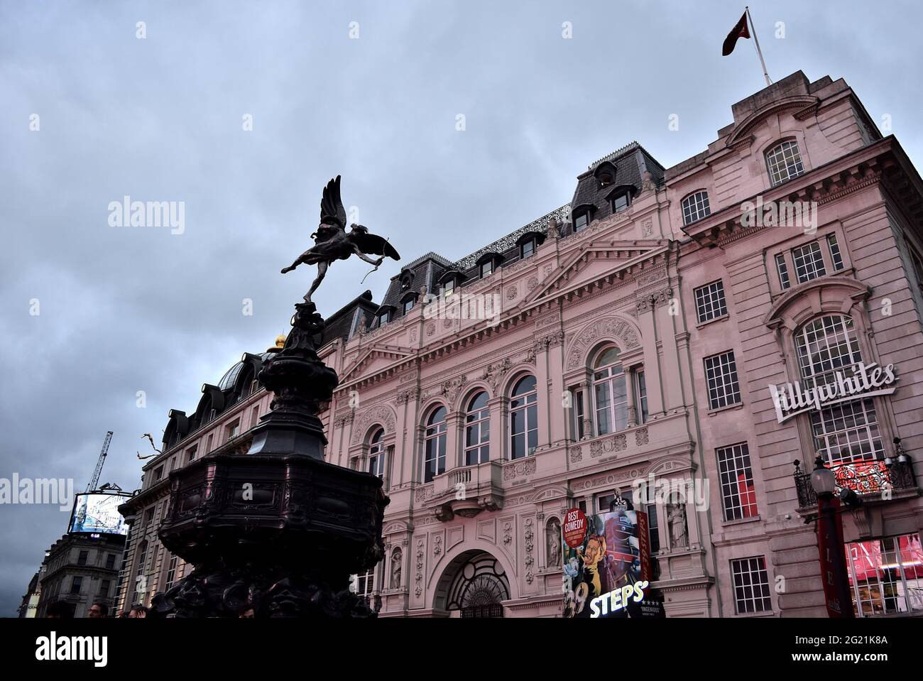 Eros anteros statue piccadilly circus hi-res stock photography and ...