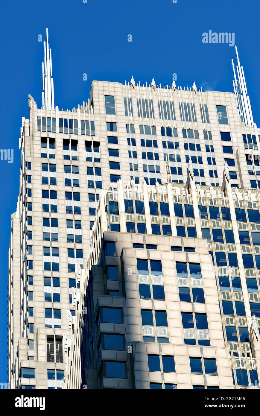 Downtown chicago office towers hi-res stock photography and images - Alamy