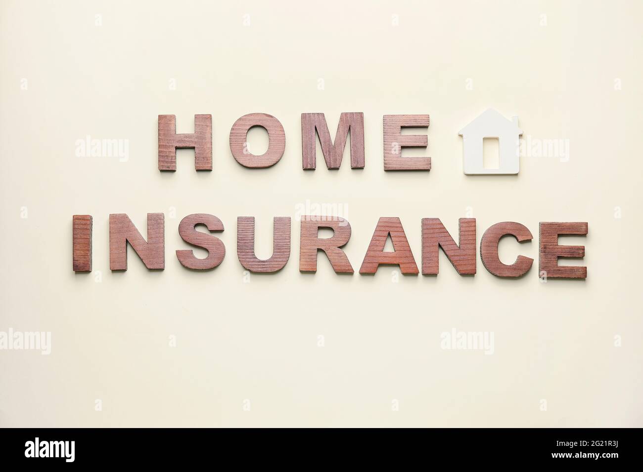 Text HOME INSURANCE on white background Stock Photo - Alamy
