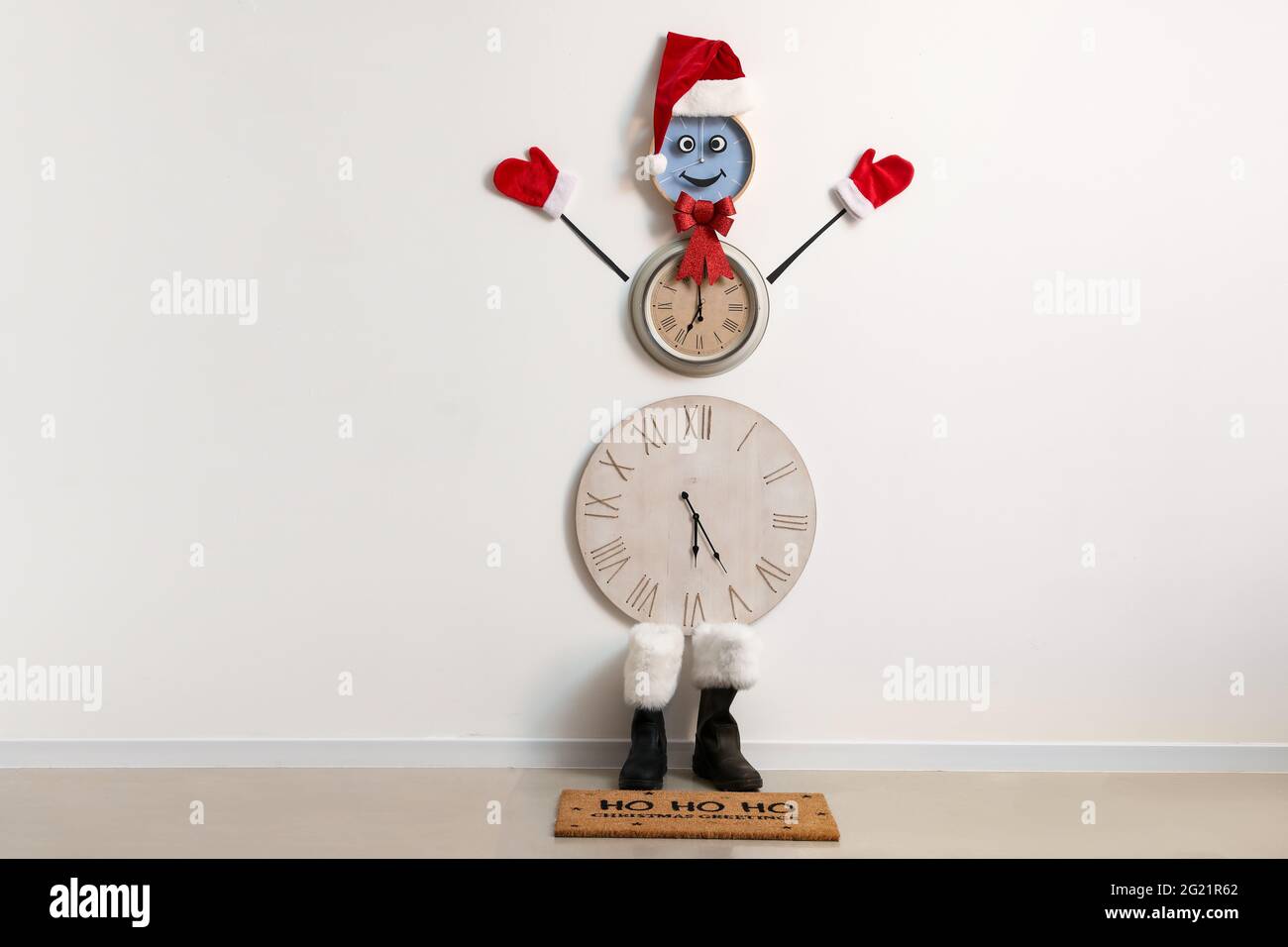 Funny clocks hi-res stock photography and images - Alamy