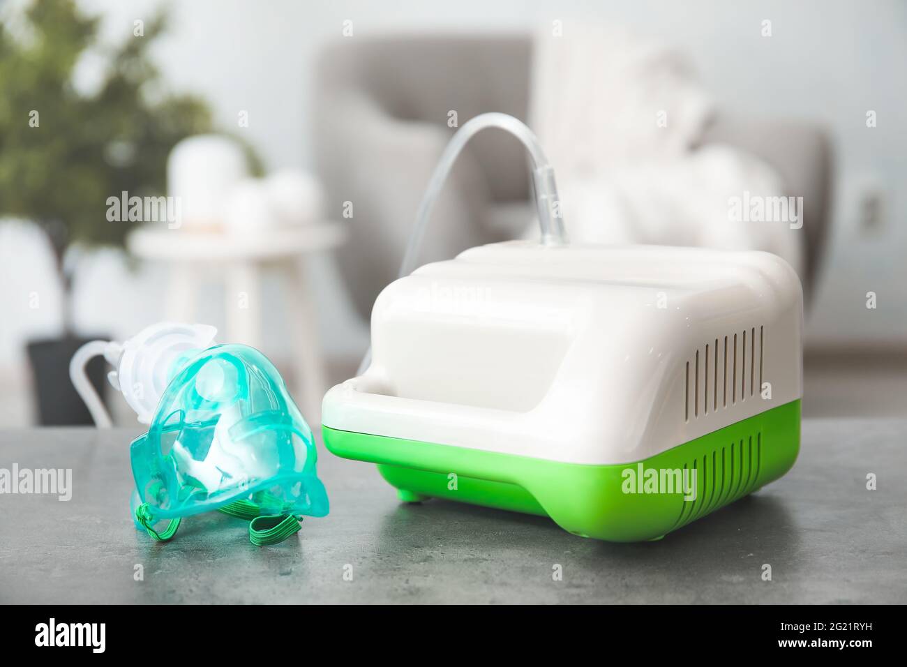 Home oxygen machine hi-res stock photography and images - Alamy