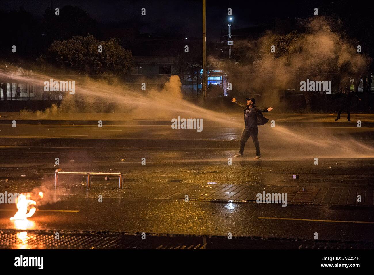 Riot water tank hi-res stock photography and images - Alamy