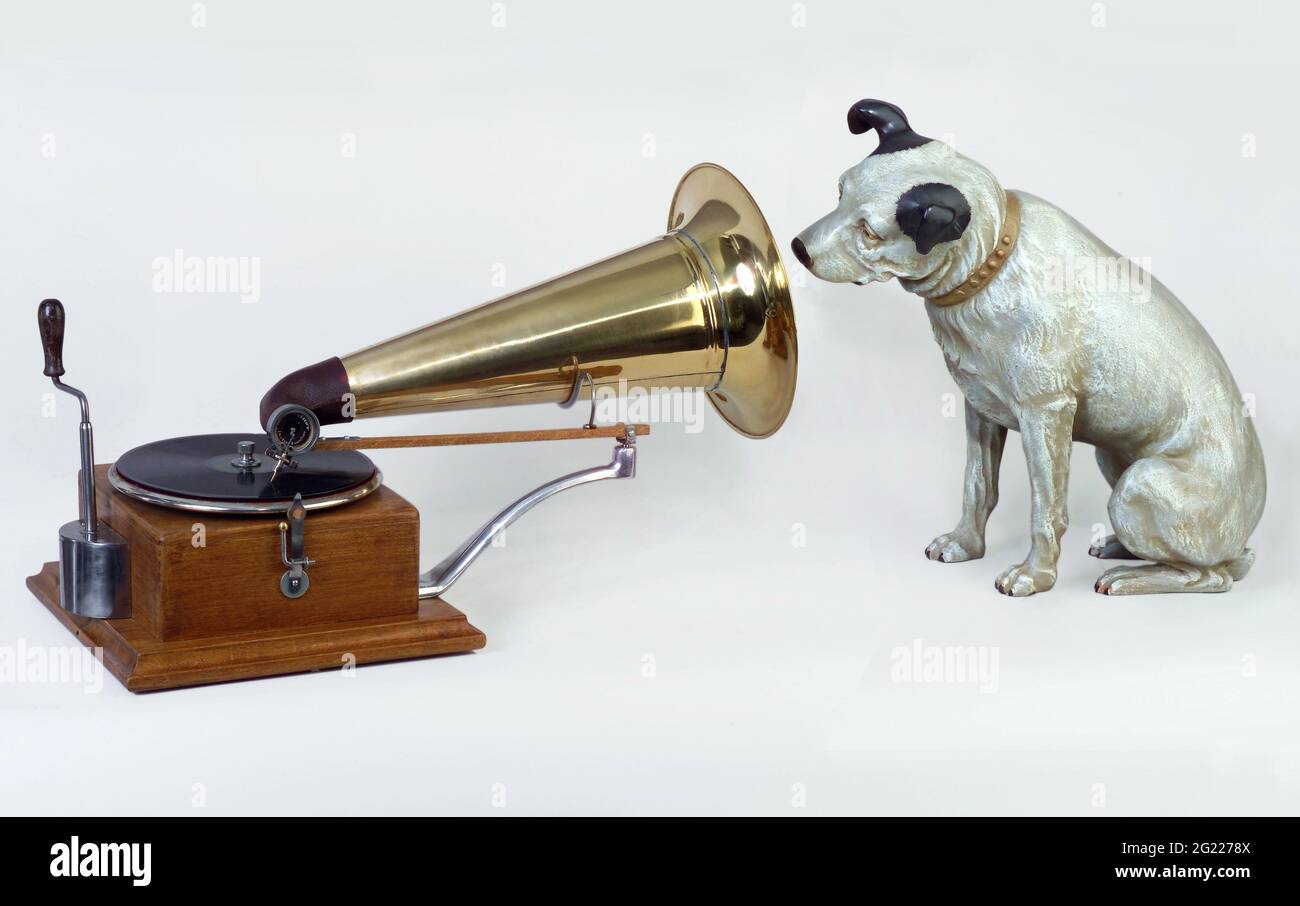 Gramophone hi-res stock photography and images - Alamy