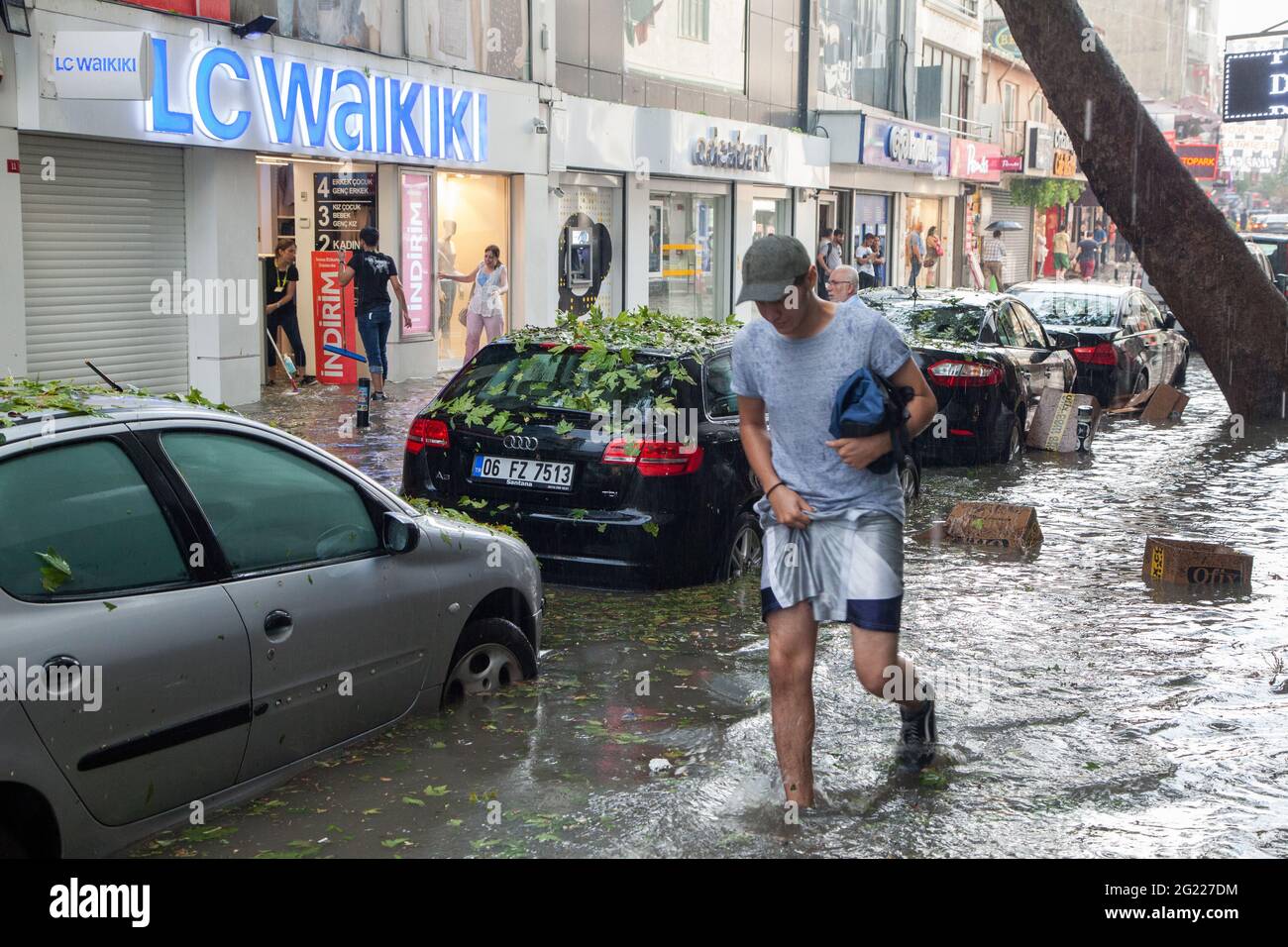 Istanbul environment hi-res stock photography and images - Alamy