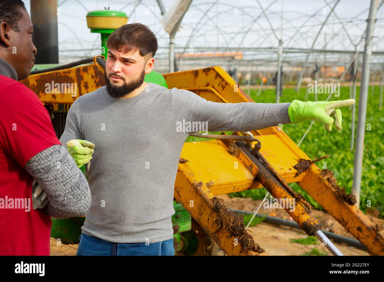 Angry farmers meeting hi-res stock photography and images - Alamy