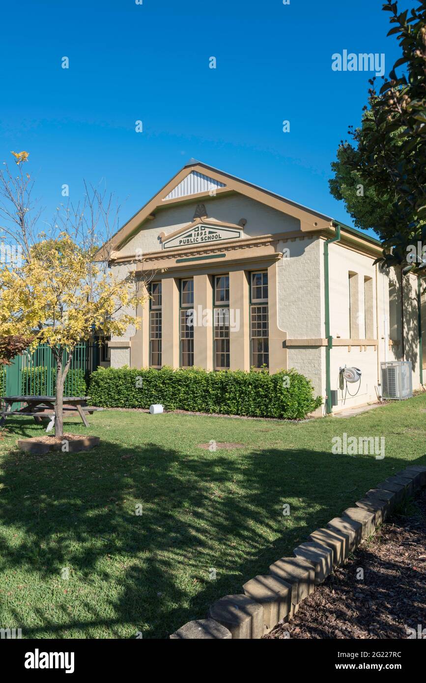 The 1892 constructed Nowra Public School building is a painted brick ...