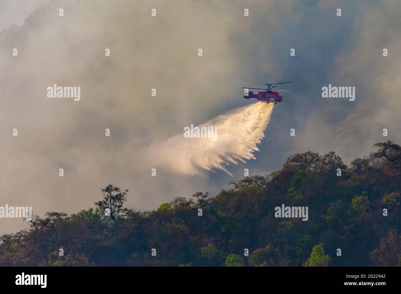Australian fire rescue helicopter hi-res stock photography and images ...