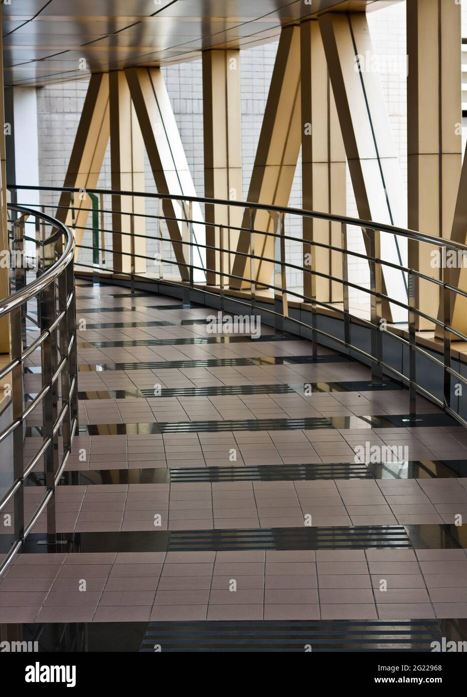 A modern design link bridge between two buildings Stock Photo - Alamy