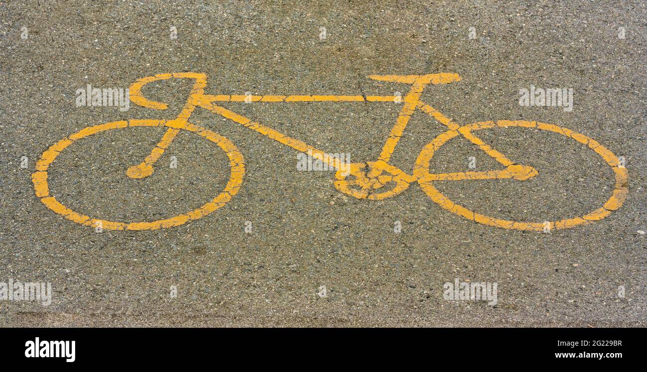Bike Path Symbol Stencil'd on Asphault (photograph Stock Photo - Alamy