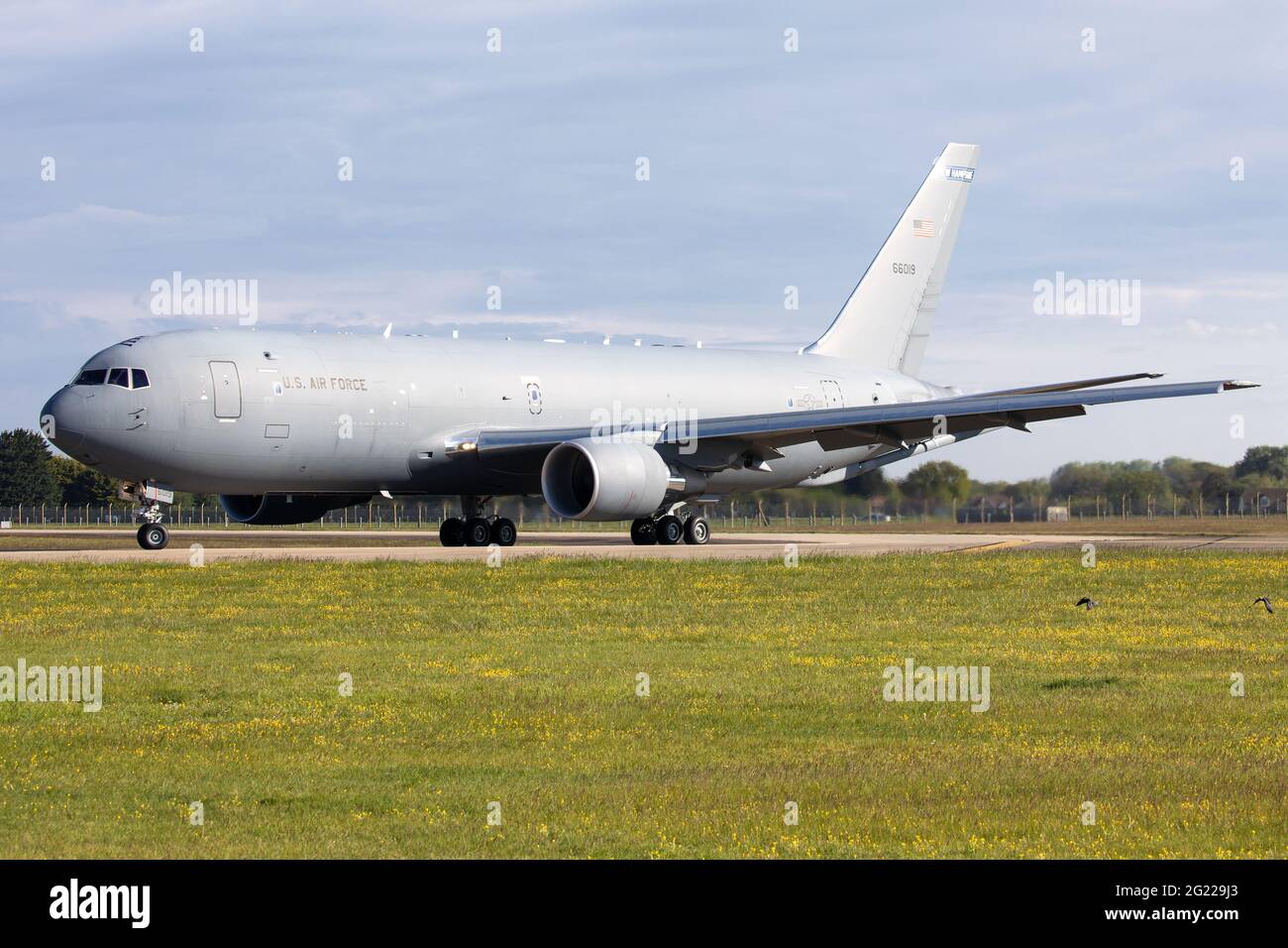Kc 46 hi-res stock photography and images - Alamy