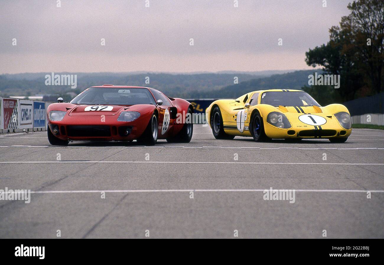 Ford gt40 mk iv le mans hi-res stock photography and images - Alamy