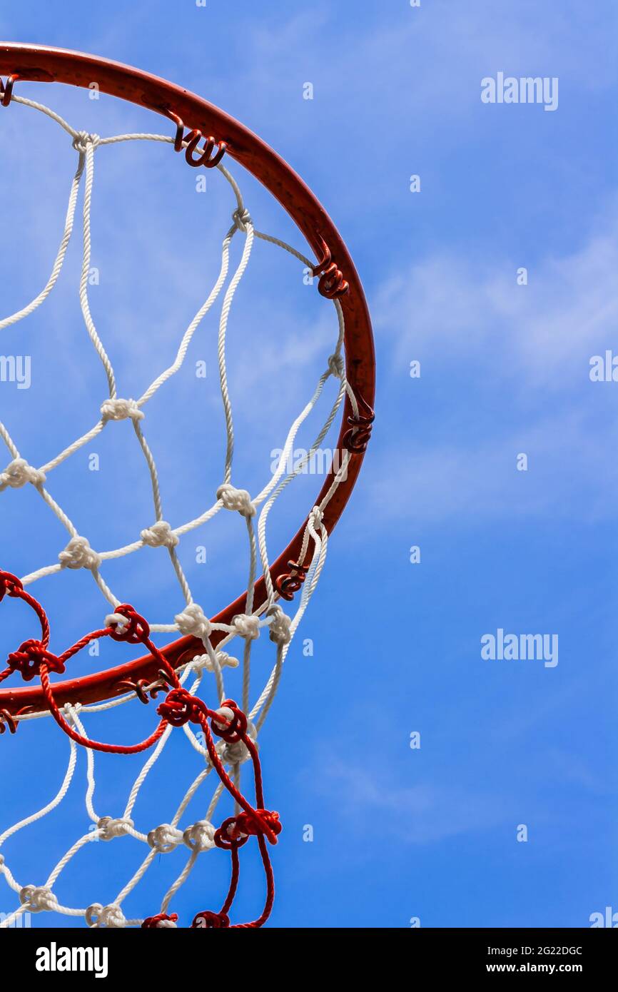A view of a basketball hoop from below Stock Photo - Alamy